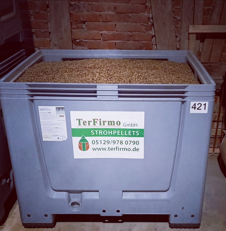 TerFirmo - Ihr regionaler Anbieter für Heulage, Einstreu ...
